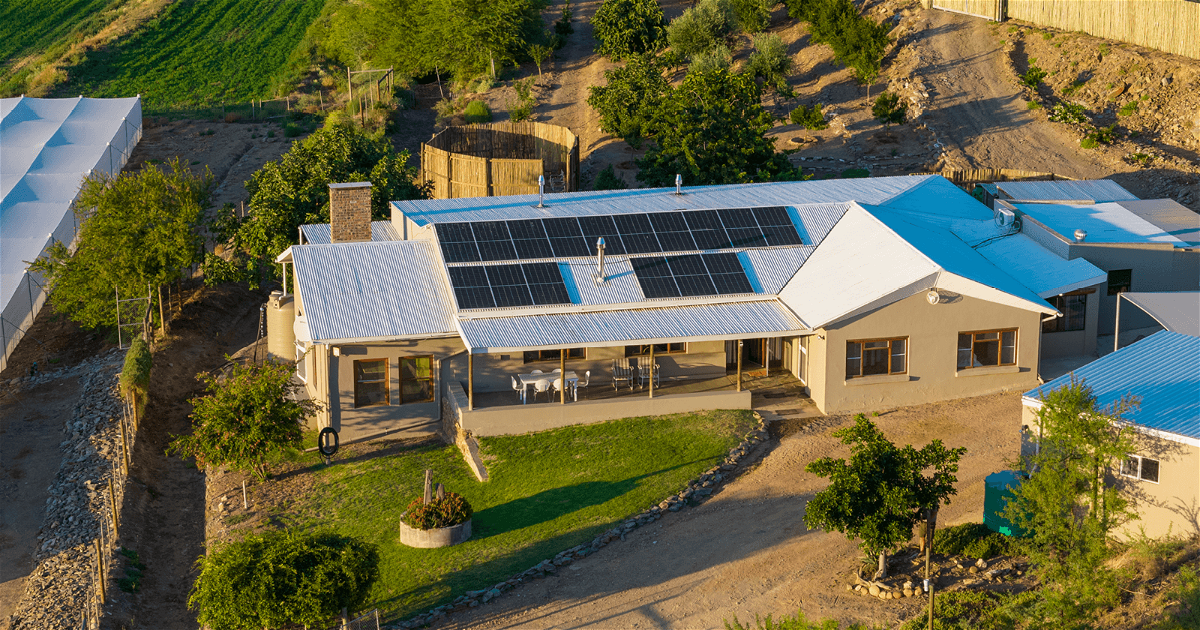 Die Opstal - Ladismith | Lifetree Escapes