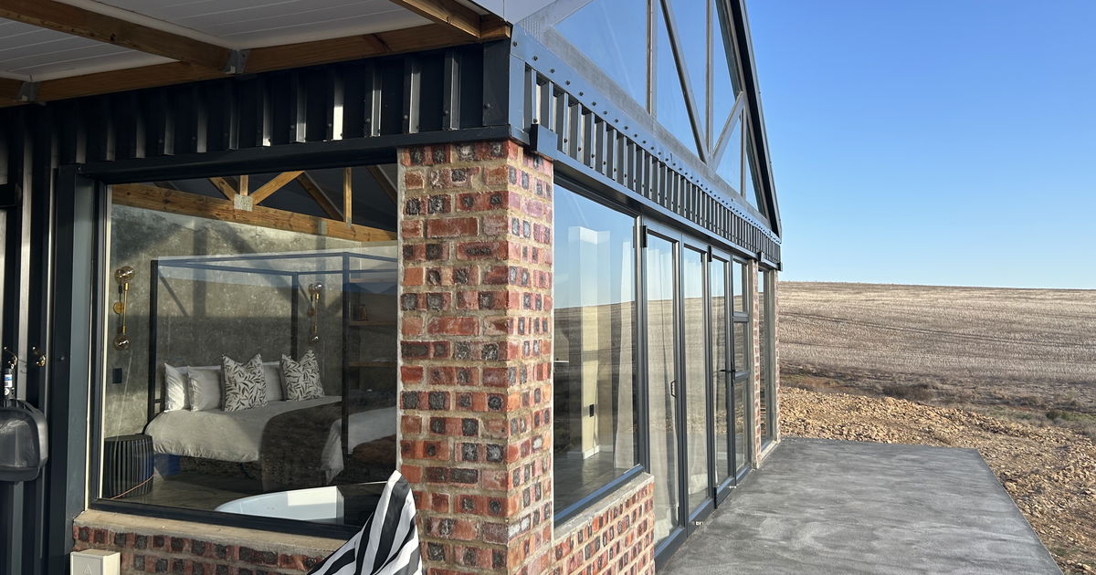 Trinity Luxury Cabin - Riviersonderend | Lifetree Escapes