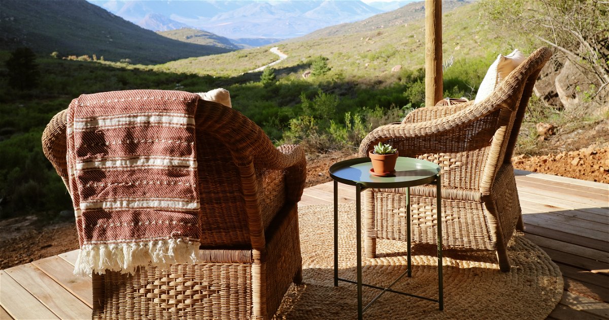 Verreaux's Eagle Cabin - Citrusdal | Lifetree Escapes