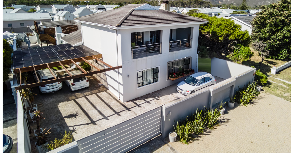 Hermanus Cliffpath Lodge| Book Today