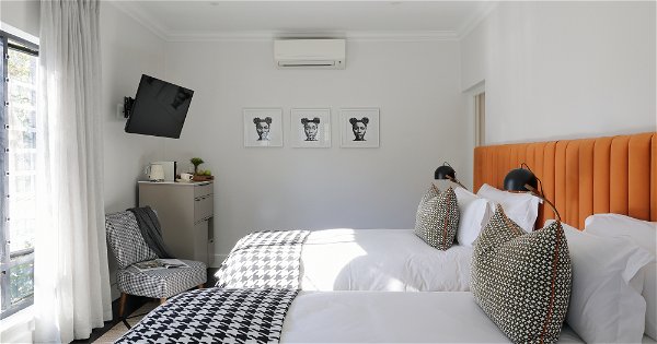 Room 1 - Twice Central Guesthouse