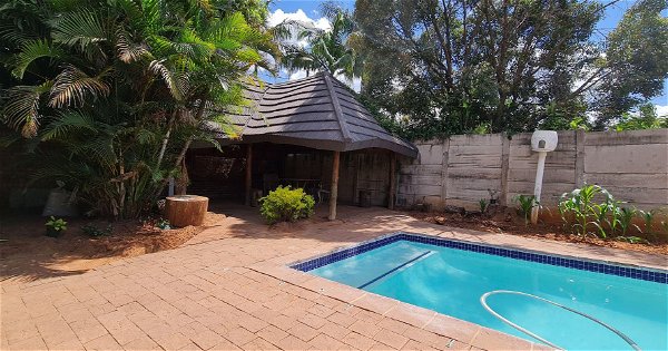 Self-Catering House Accommodation Akasia Pretoria - B&O's Place