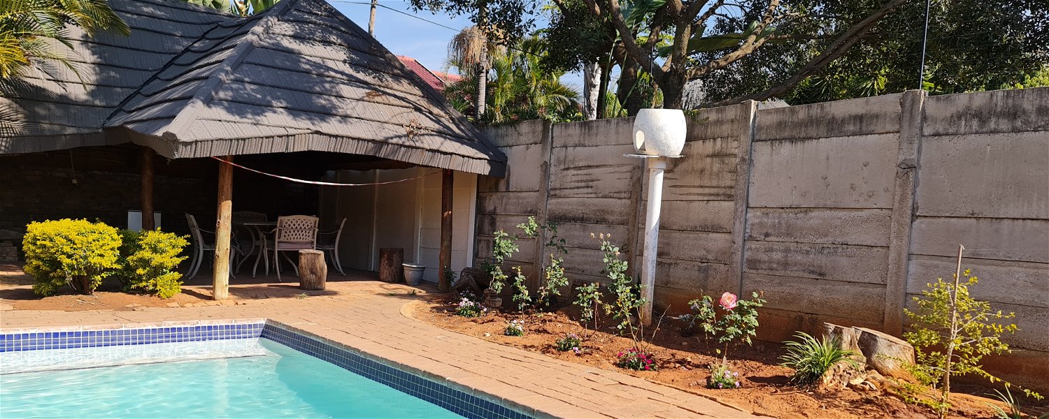 Self-Catering House Accommodation Akasia Pretoria - B&O's Place
