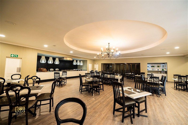 Restaurant and Dining - Q's Evander Hotel and Apartments