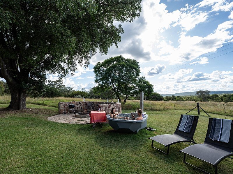 MARULA COTTAGE - Holiday Dog