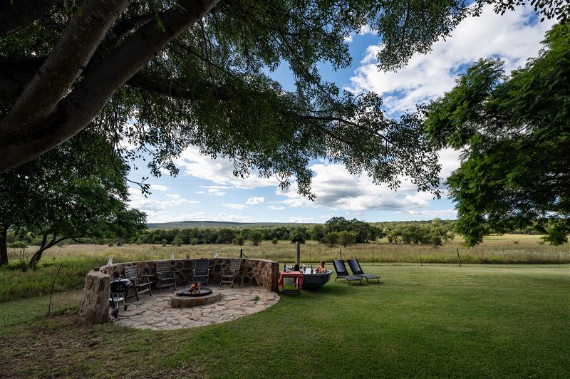 MARULA COTTAGE - Holiday Dog