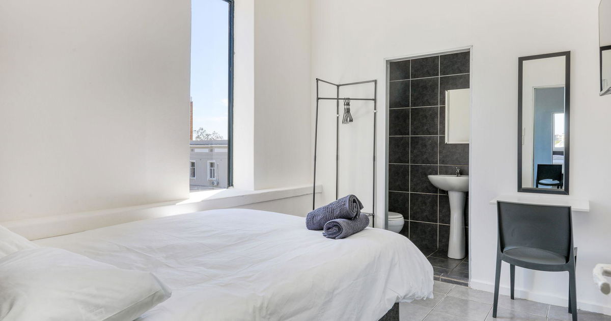 Inn & Out Sea Point | Cape Town Budget Accommodation