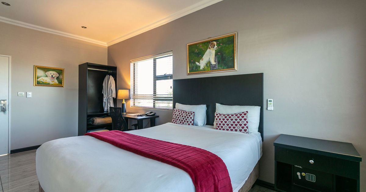 Heavenly Deluxe Room – Enhanced Luxury and Space - Heavenly Boutique ...