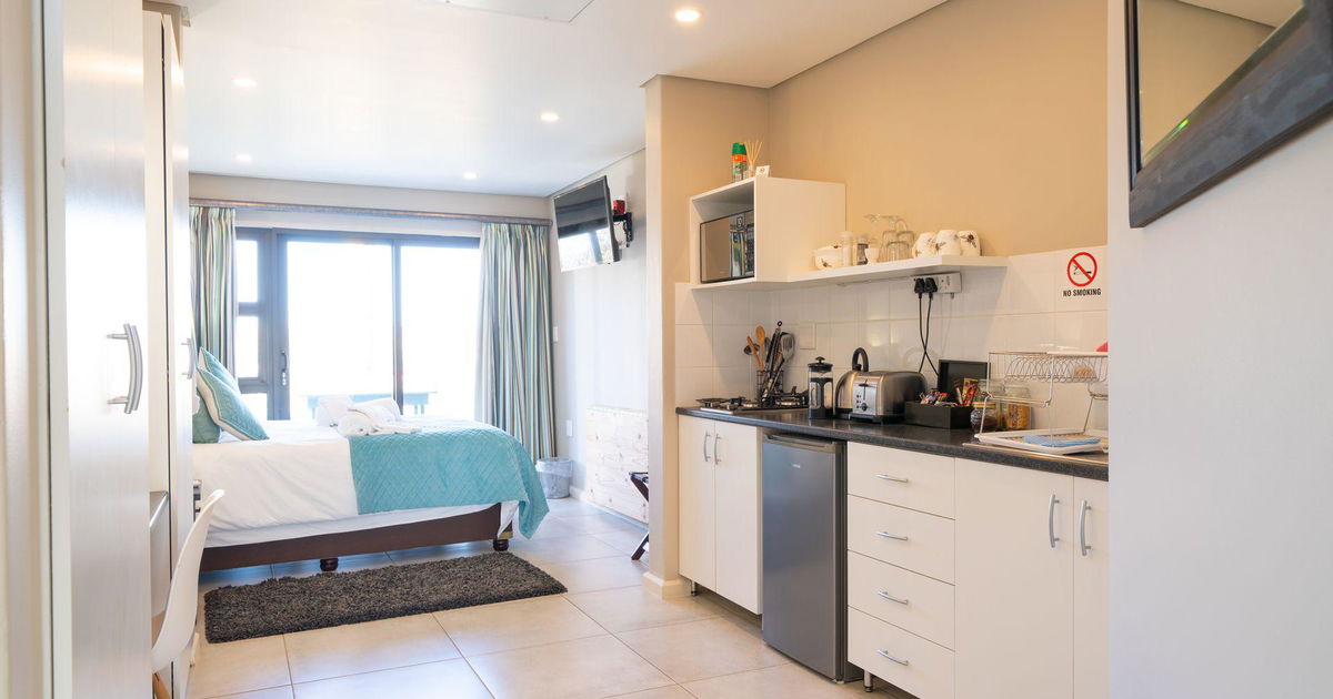 Unit 3 – Bumble Bee - Equestre BnB