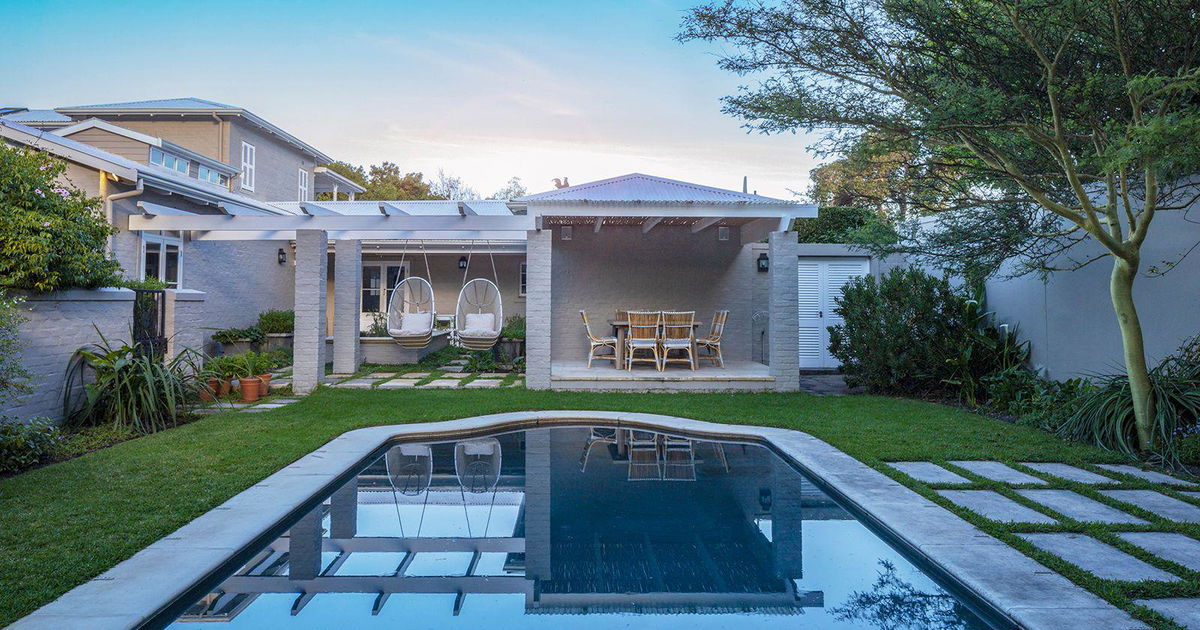 Vivere Hermanus | Group & Family Accommodation - 6 Bedrooms Holiday Home