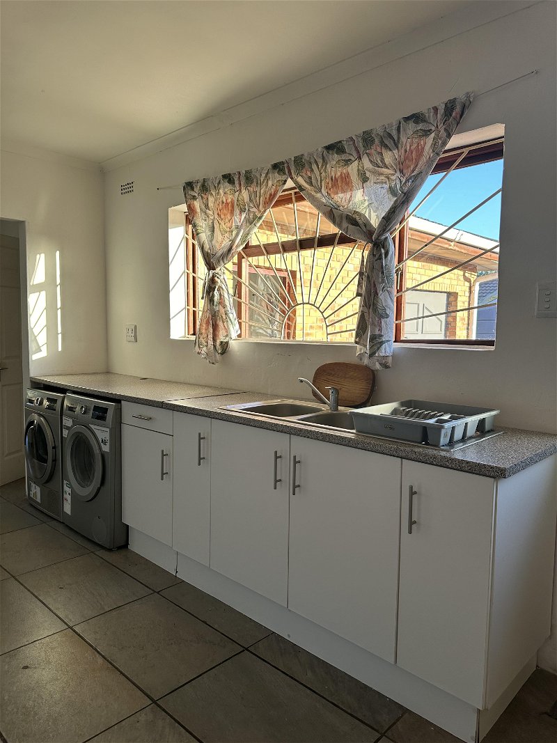 Gallery - One One Guest House Kuilsriver