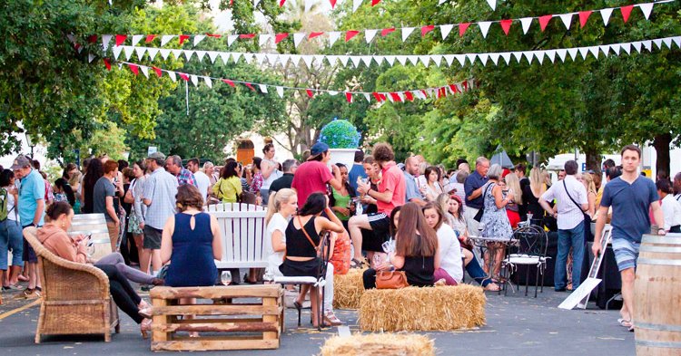 Stellenbosch Street Soiree - Bonne Esperance Boutique Guest House