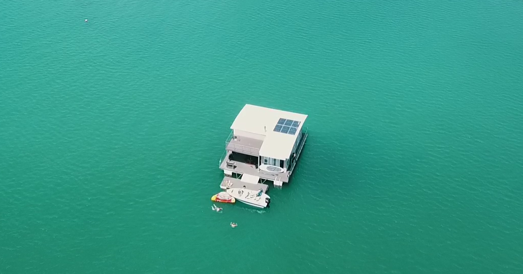 The Eve Houseboat - Kraalbaai Lifestyle Houseboats