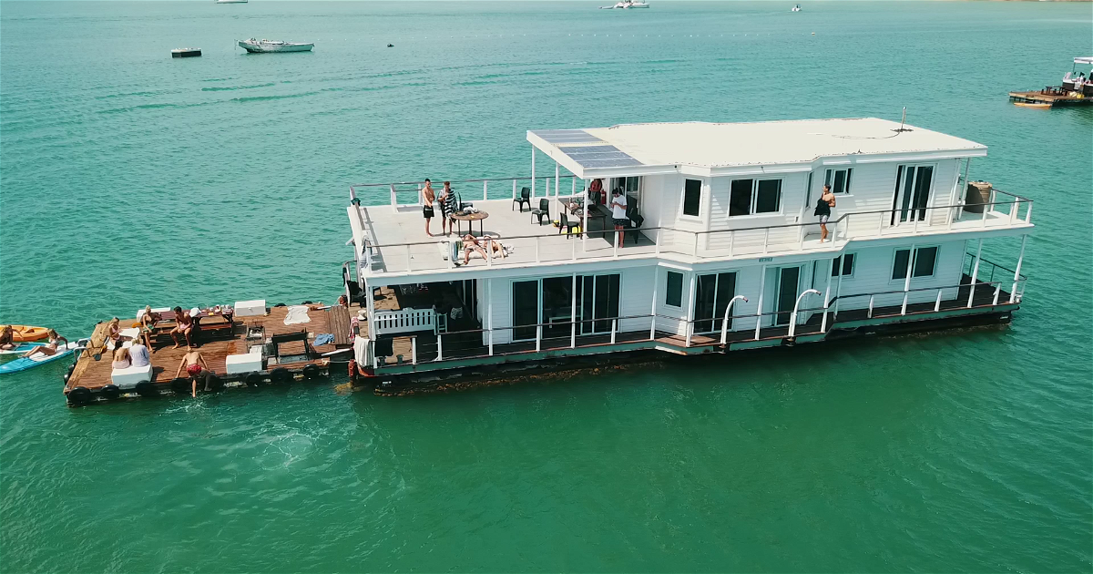 The Nirvana Houseboat - Kraalbaai Luxury Houseboats
