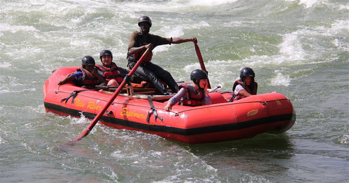 Grade 3 White Water Rafting - Nile River Explorers