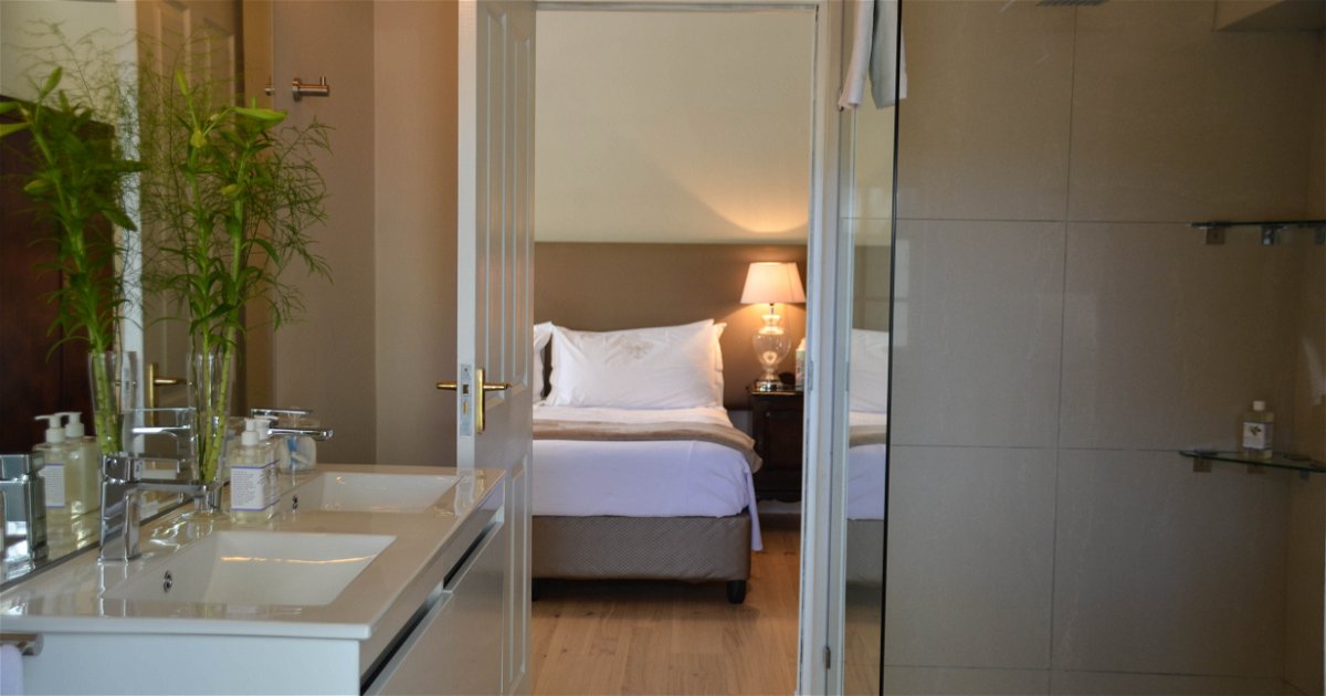 Pepper Tree Suite (Room 1) - In Abundance Guesthouse