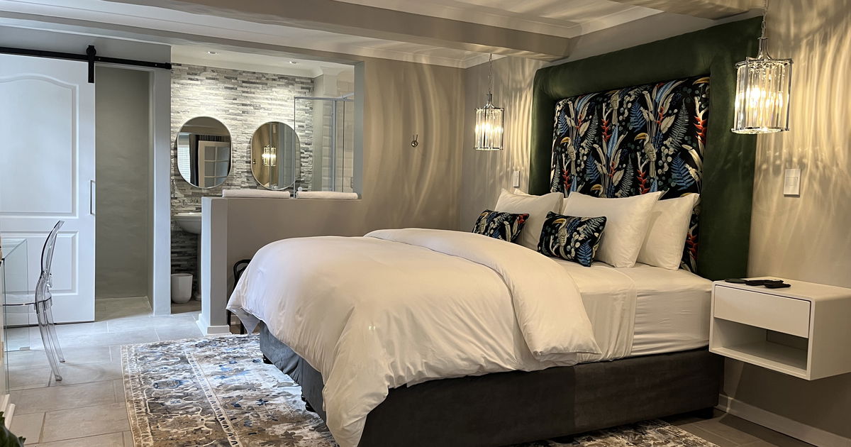 Room 7: Deluxe Courtyard (Ground Floor) - Patcham Place, Clarens