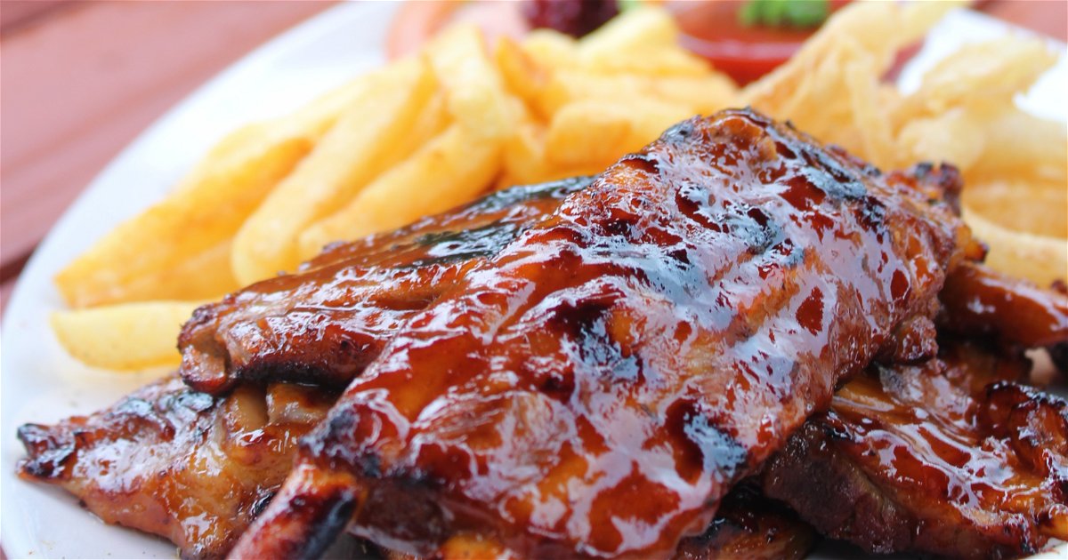 Leatherbacks Restaurant - Sodwana Bay Lodge Diving & Fishing Resort